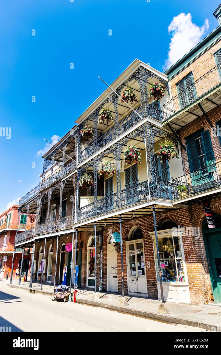 Creole townhouse with iron balconies in the French Quarter, New Orleans ...