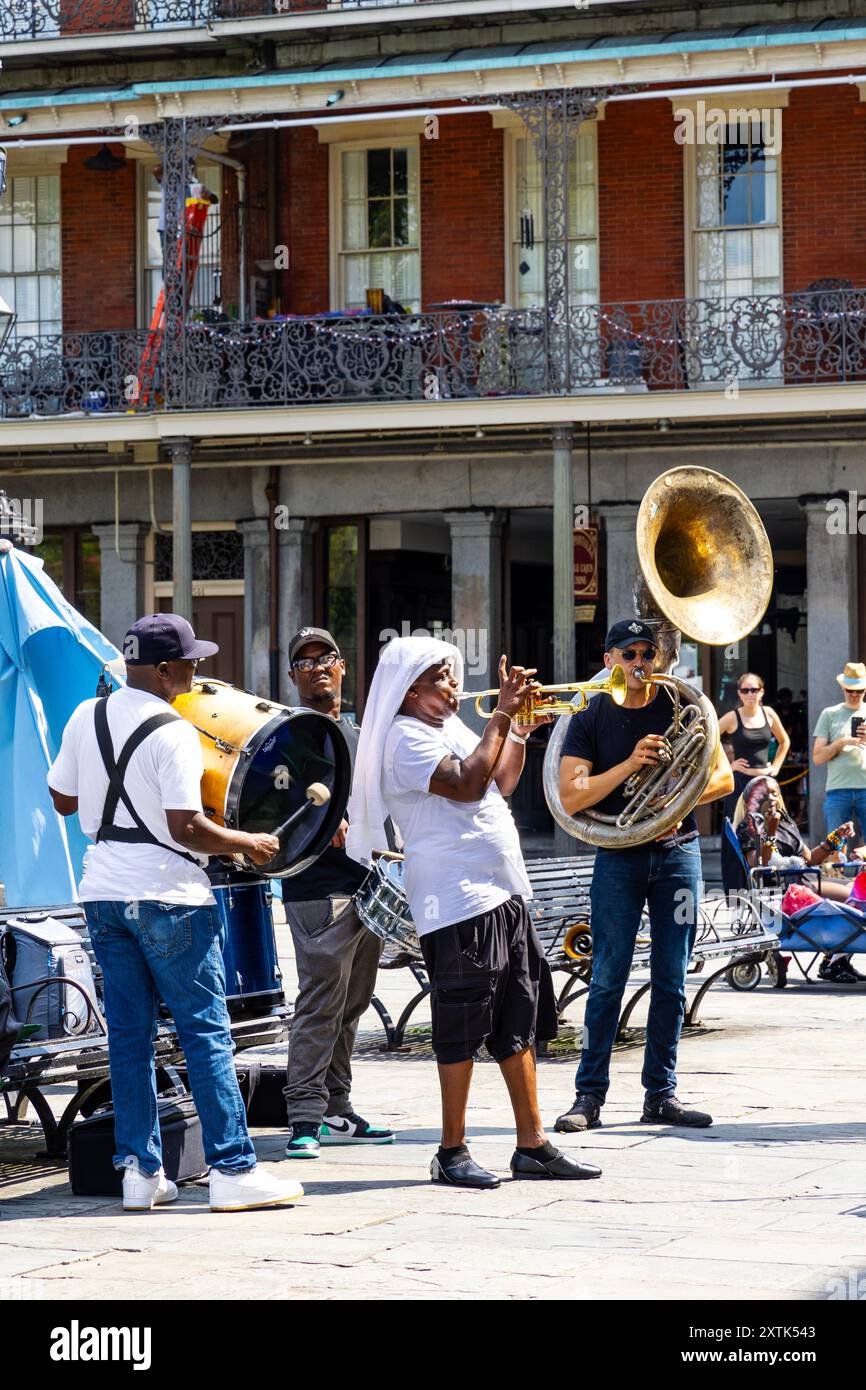 New orleans street jazz musicians hi-res stock photography and images ...