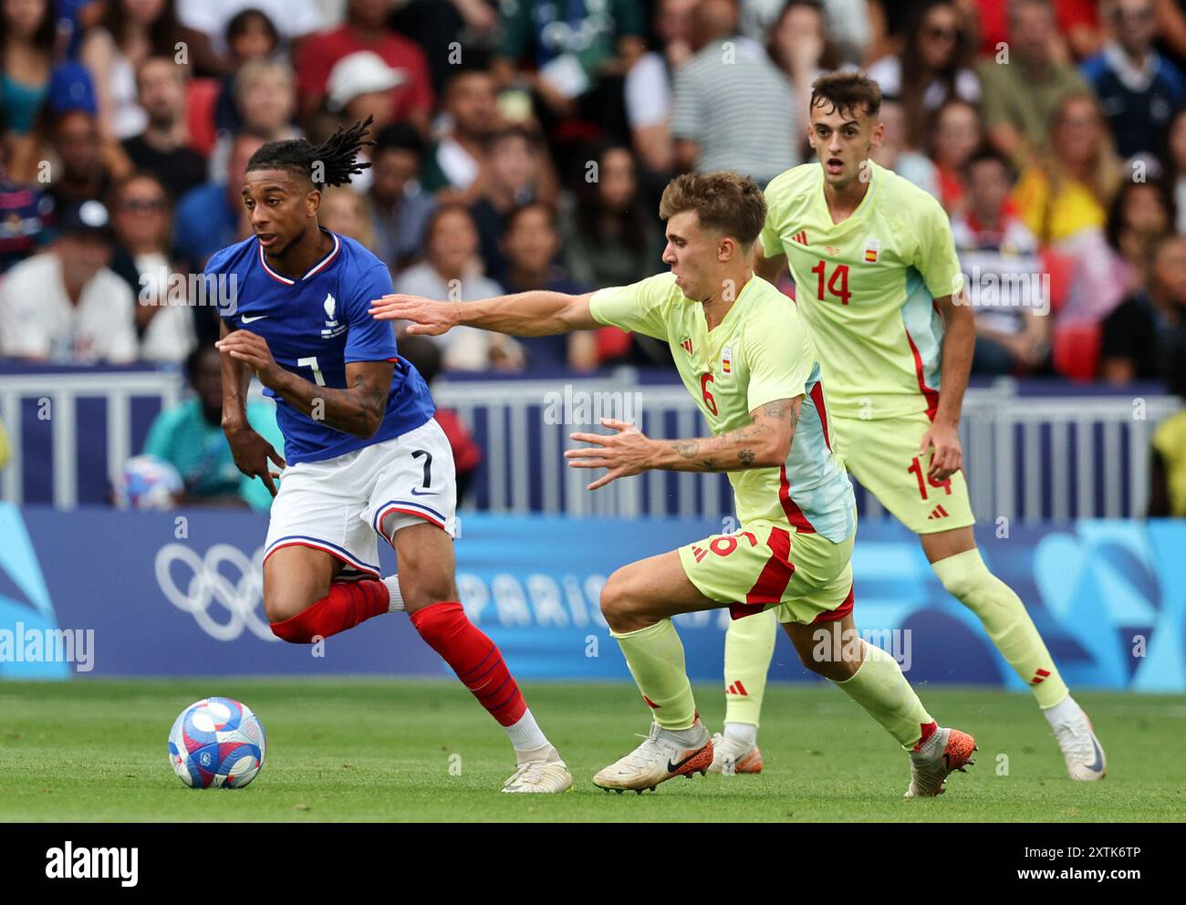 PARIS, FRANCE - AUGUST 09: Michael Olise of Team France vies with Pablo ...