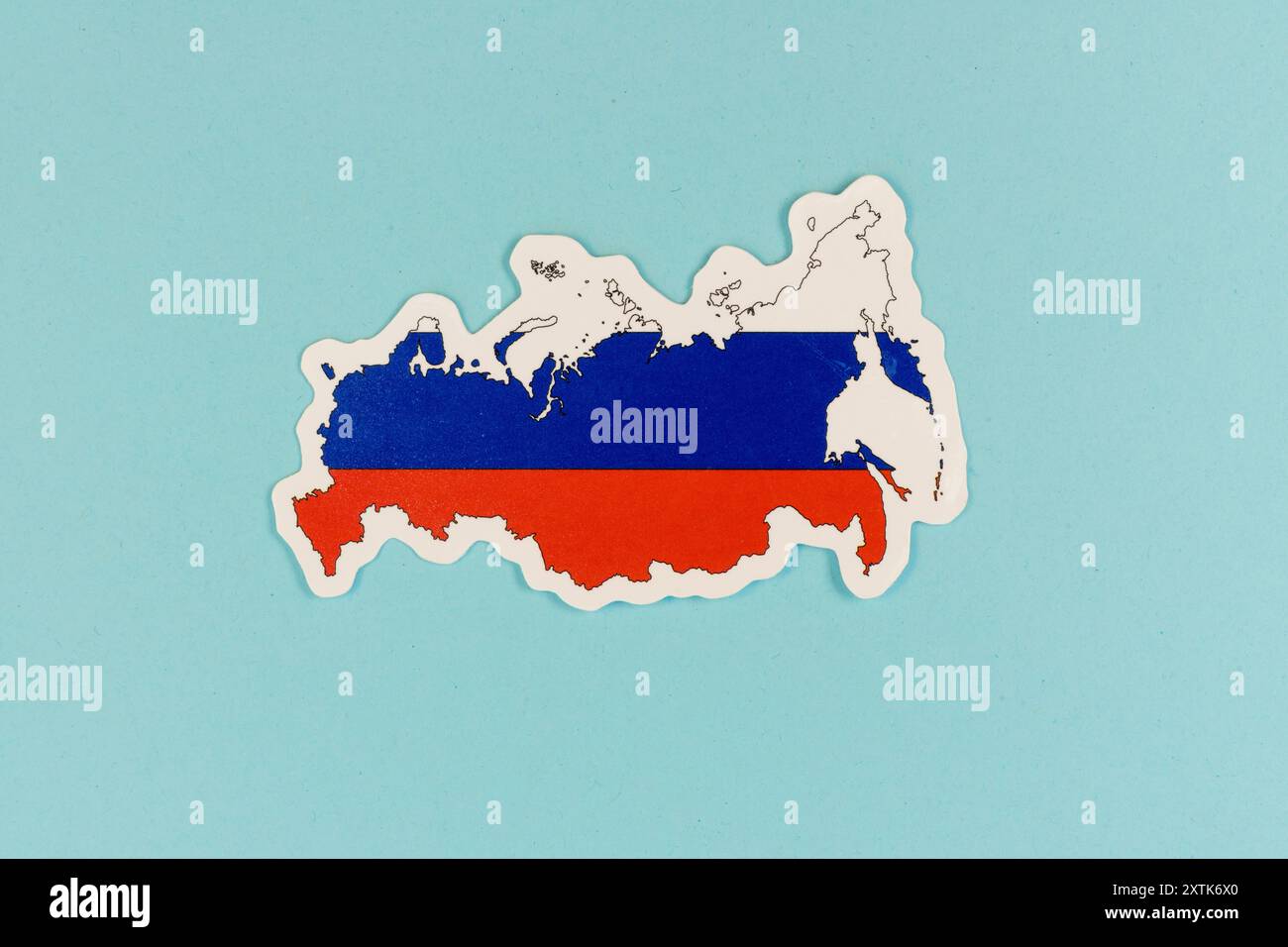 Pigeon travel europe map hi-res stock photography and images - Alamy