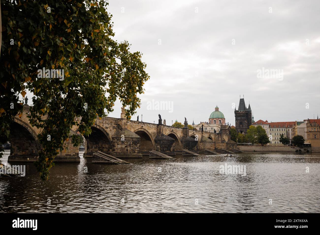 Charles Bridge stands tall as dusk approaches Stock Photo - Alamy
