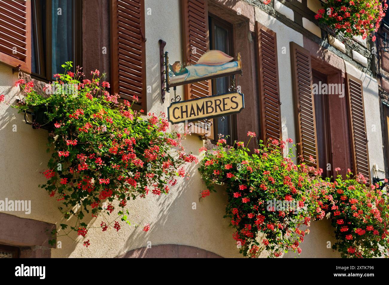 GITE CHAMBRES FRANCE FLOWERS Holiday vacation rooms rental French B+B ...