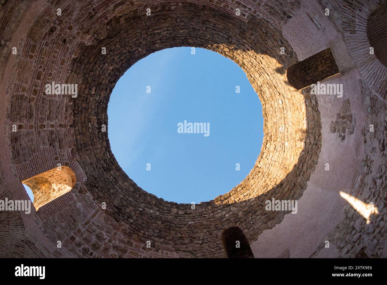 Roman open circular roof of the Vestibule 'Vestibulum' of Diocletian's ...
