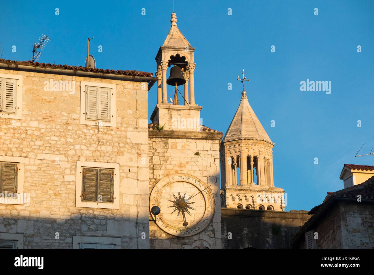 The Old Town Clock - Stari gradski sat (Ura) the People’s Square ...