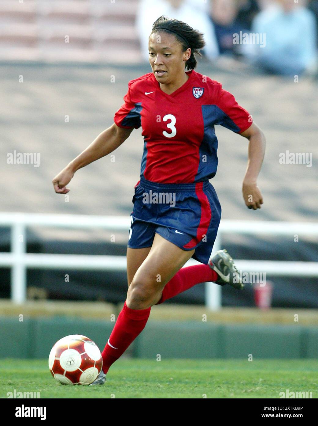 2002 usa women national team hi-res stock photography and images - Alamy