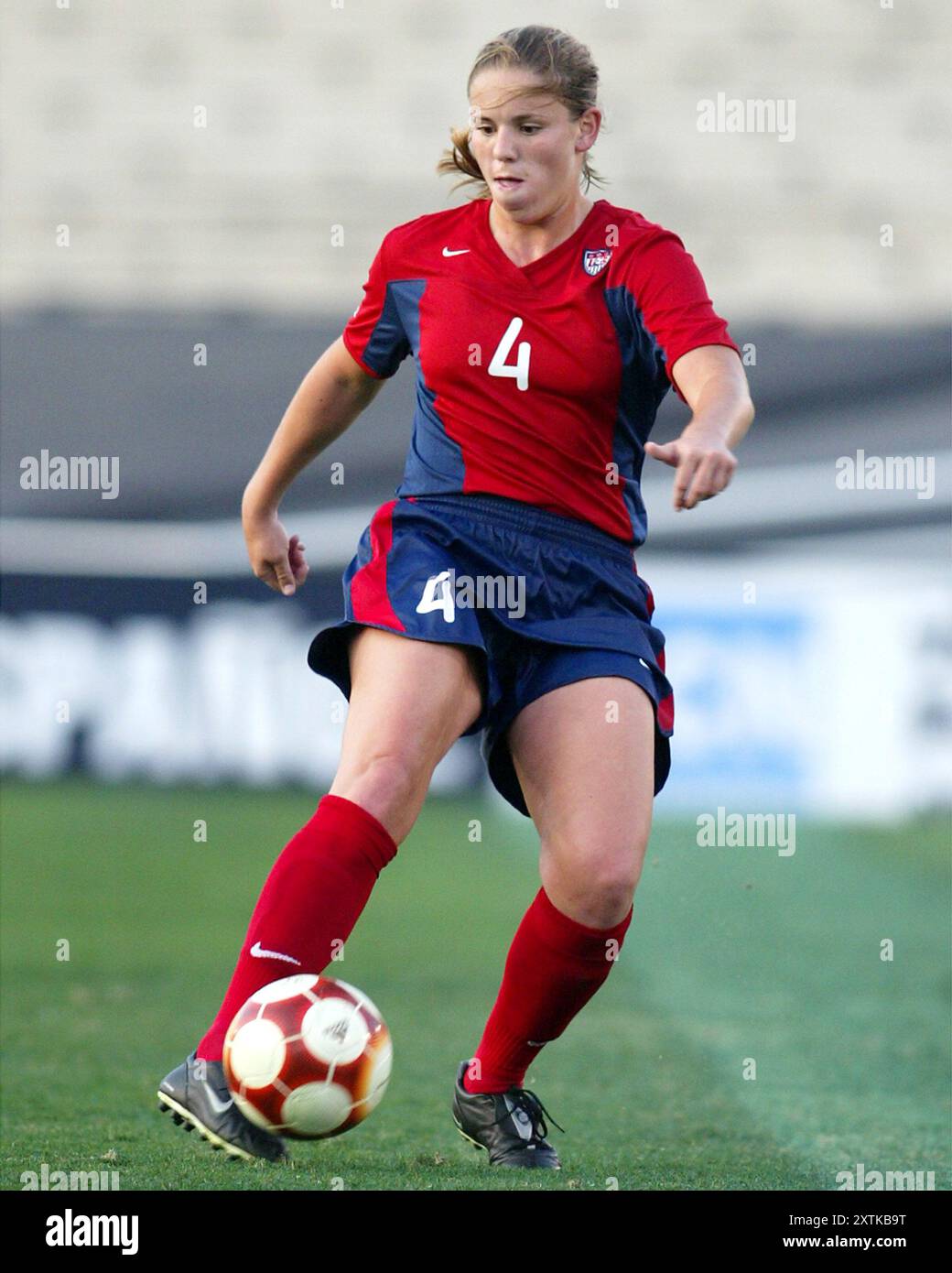 2002 usa women national team hi-res stock photography and images - Alamy