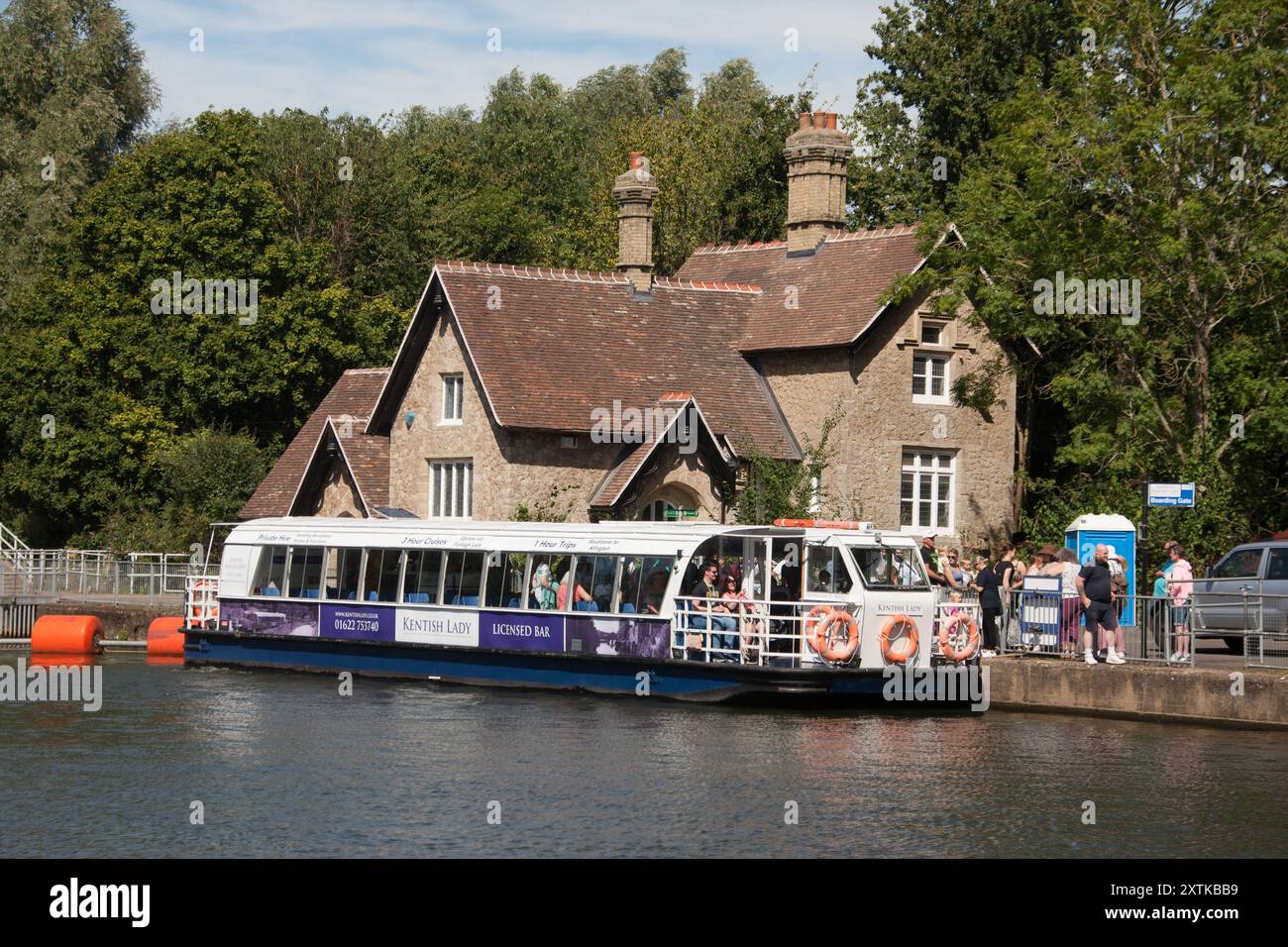 Allington Lock Maidstone Stock Photo - Alamy