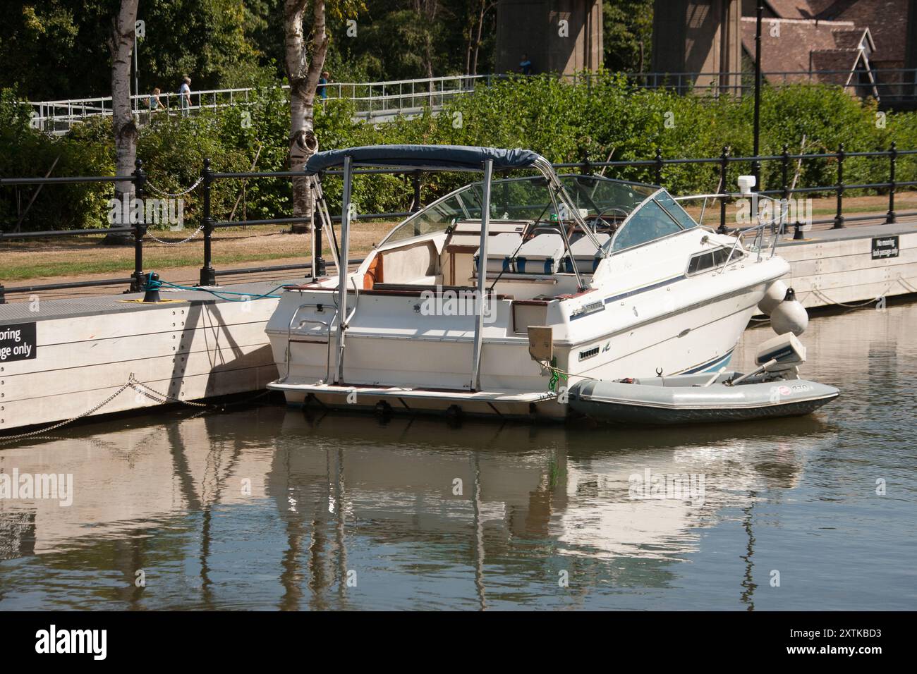Allington Lock Maidstone Stock Photo - Alamy