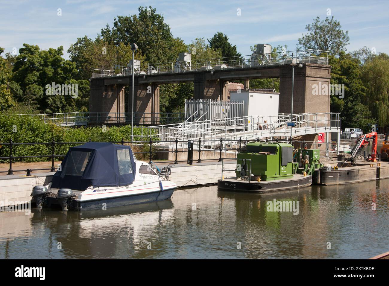 Allington Lock Maidstone Stock Photo - Alamy