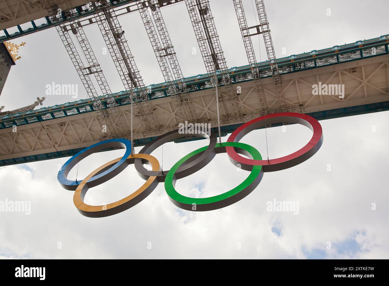 The London 2012 Olympic rings hanging on London Tower bridge in ...