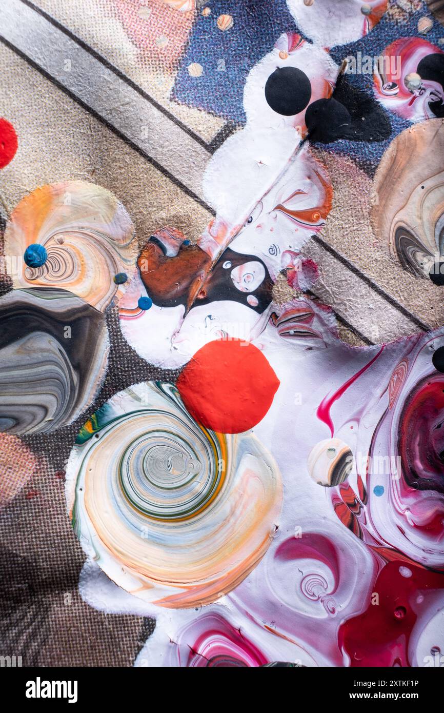 Visual thought experiment about tracks through the mind and how dreams ...