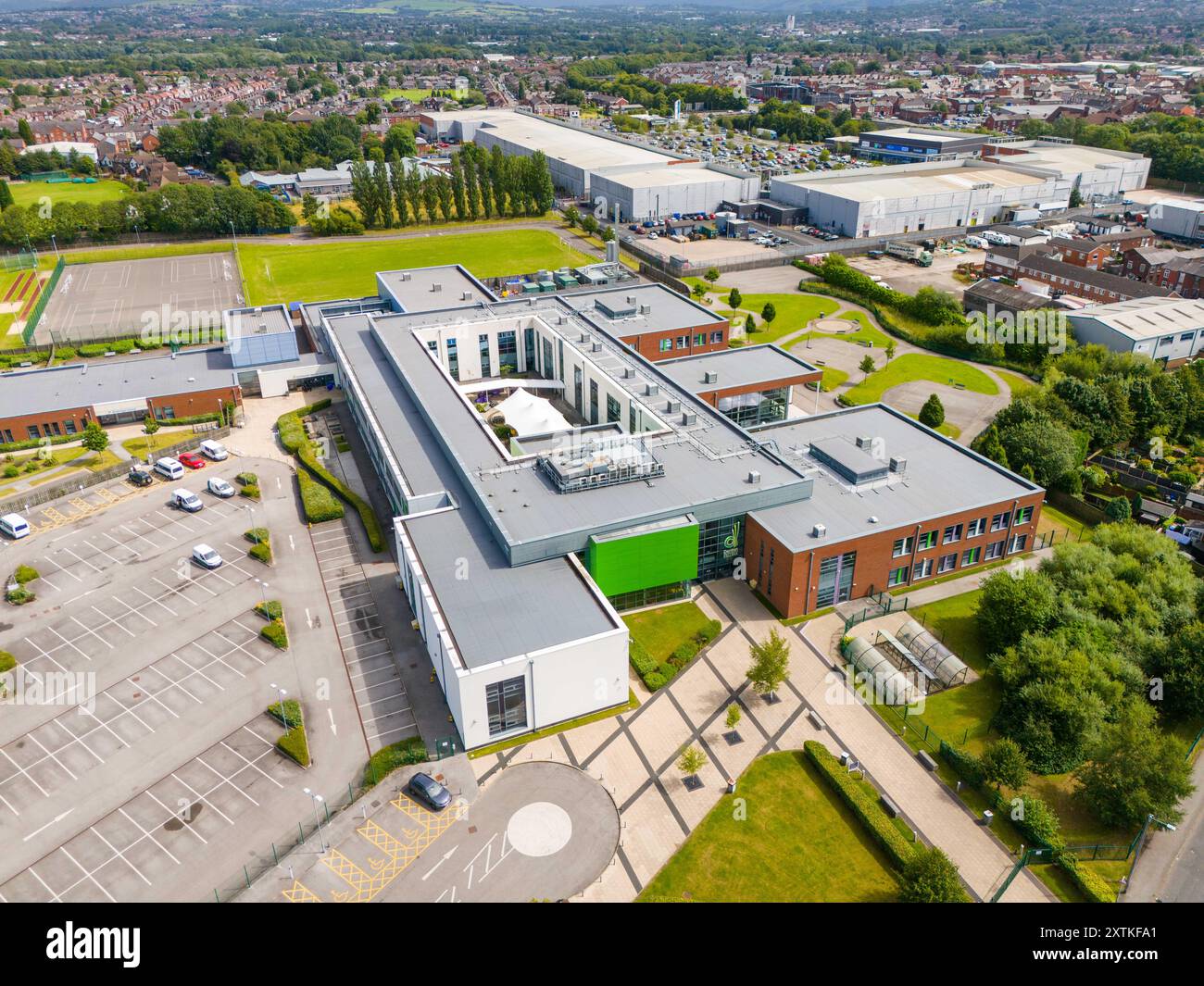 Manchester community college hi-res stock photography and images - Alamy