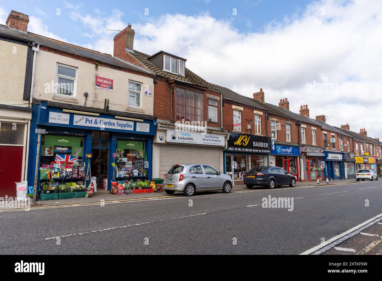 Village amenities hi-res stock photography and images - Alamy