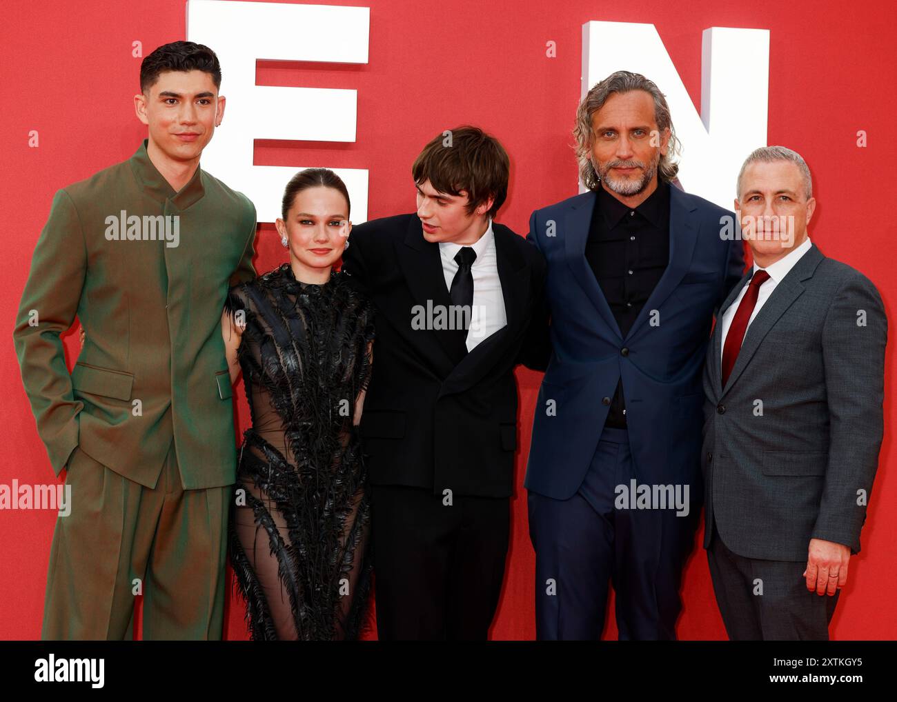 Steve asbell hi-res stock photography and images - Alamy