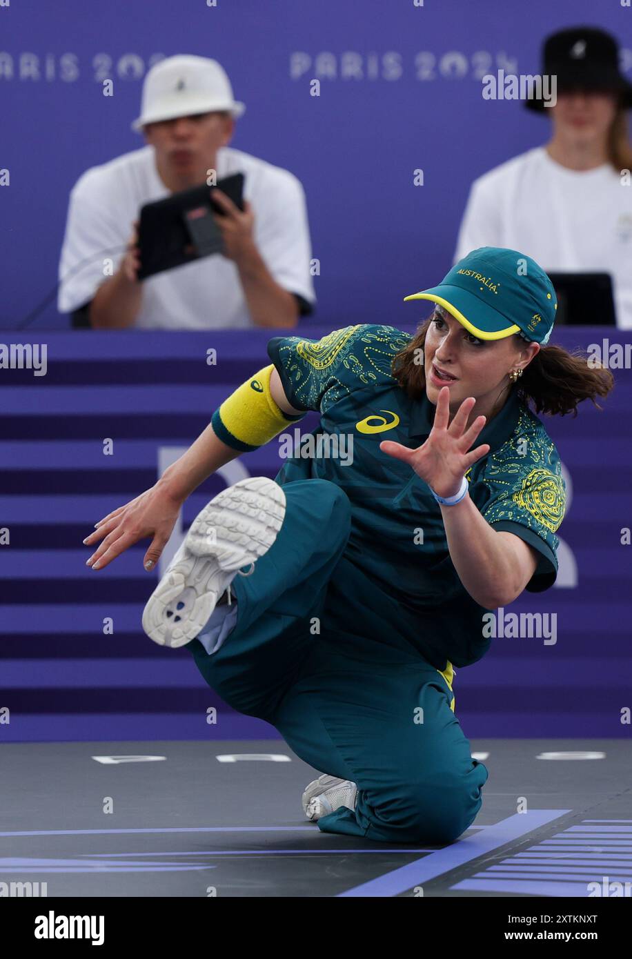 Raygun olympics hi-res stock photography and images - Alamy