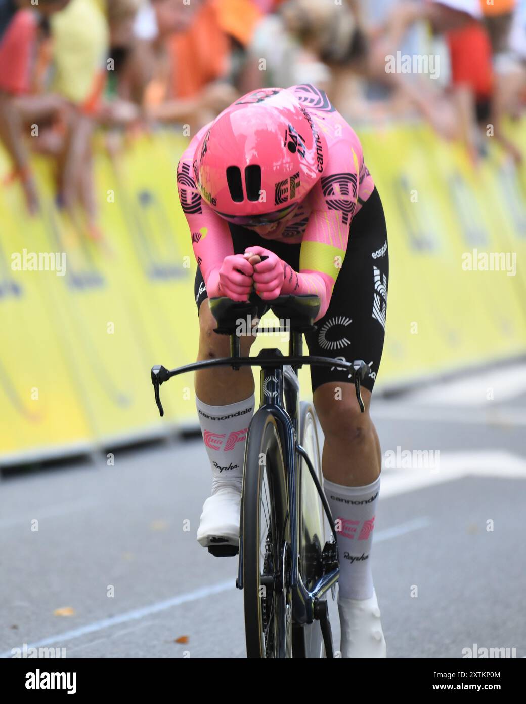 Canadian Alison Jackson in the individual time trial of the Tour de ...