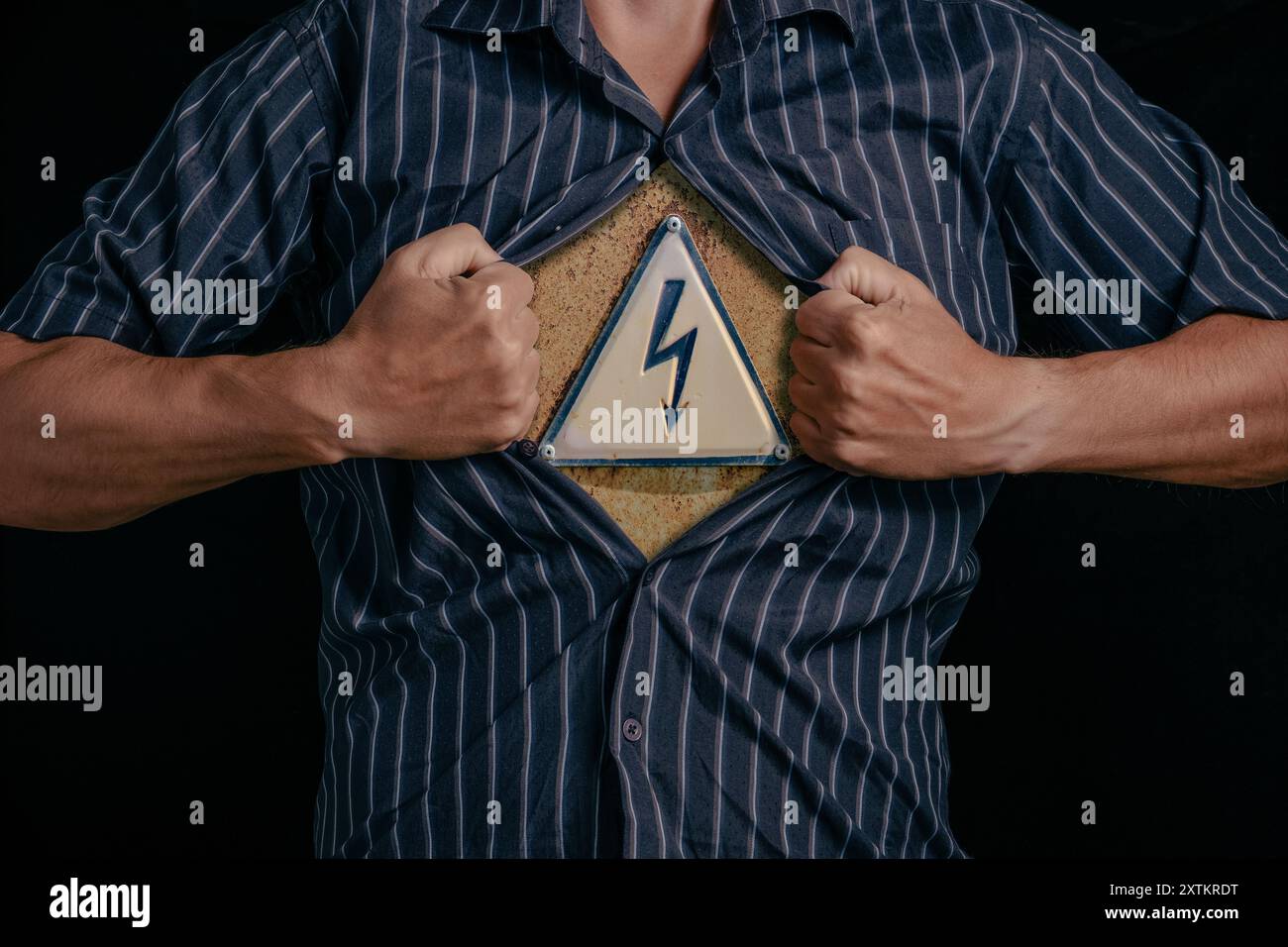 Man rips open his shirt, exposing high tension mark on his chest ...
