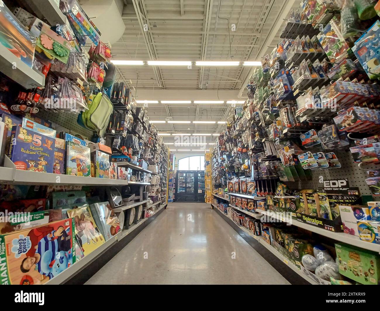 Dollarama store inside hi-res stock photography and images - Alamy