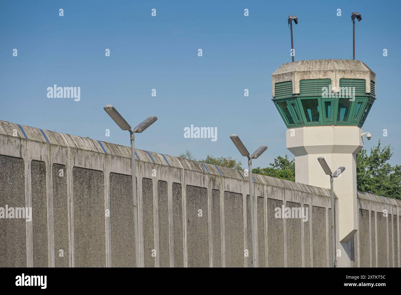 Wachturm, JVA Plötzensee, Friedrich-Olbricht-Damm, Charlottenburg-Nord ...