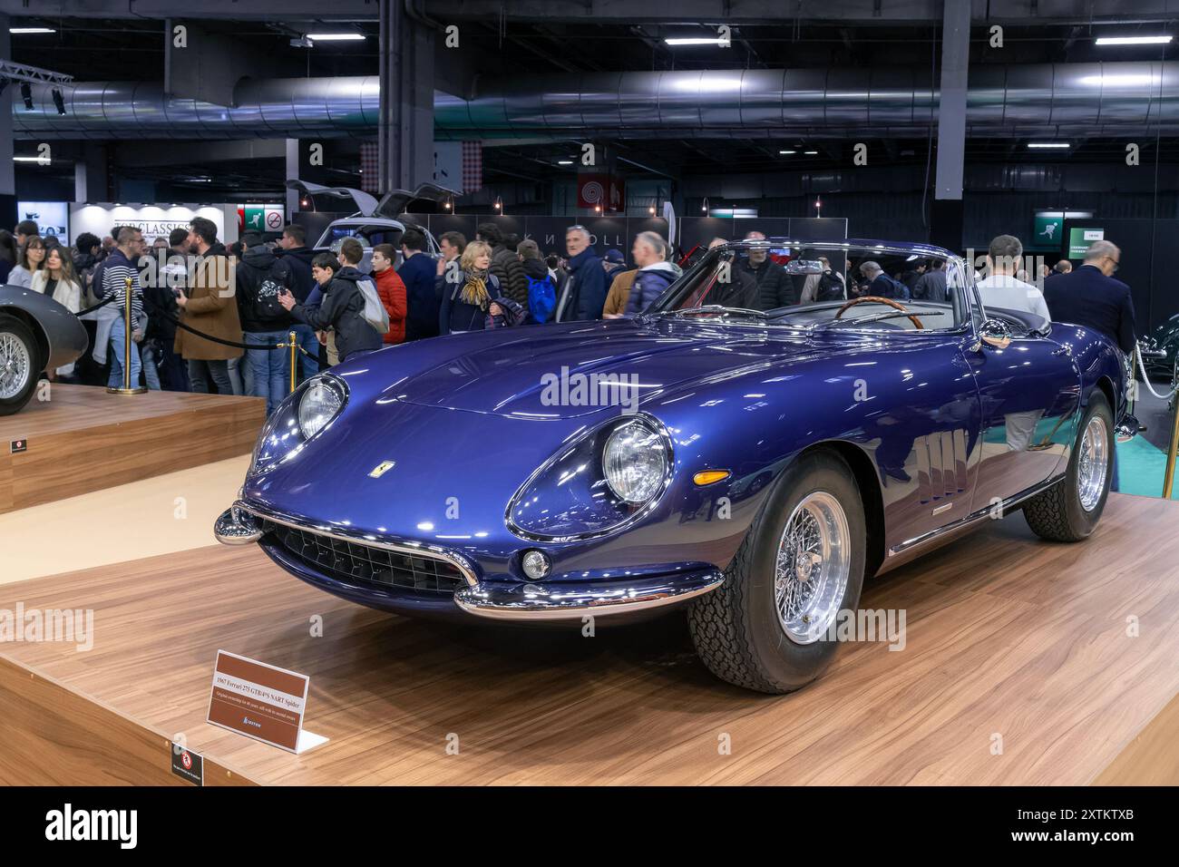 Ferrari 275 nart spyder hi-res stock photography and images - Alamy