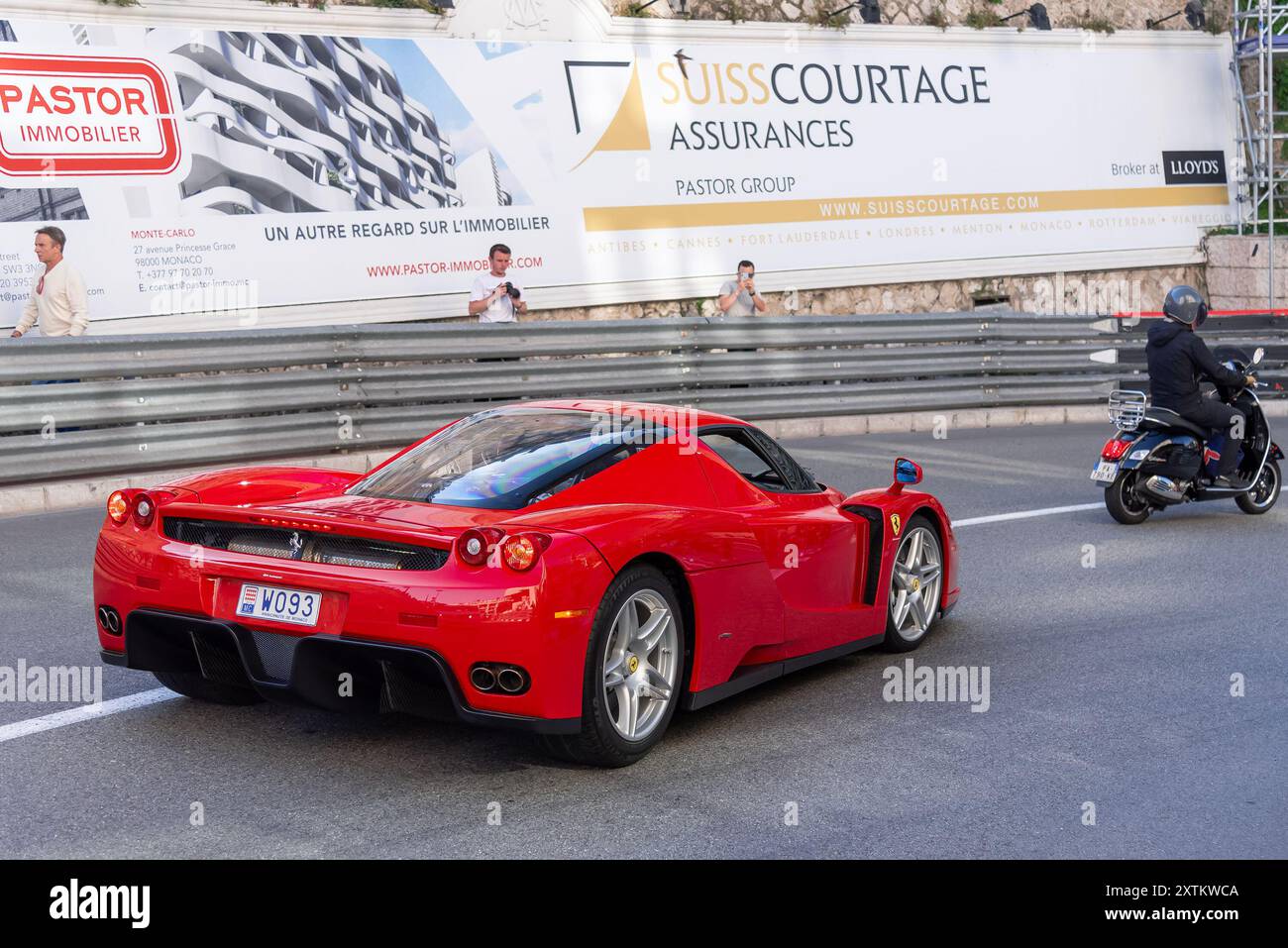 Ferrari enzo wheel hi-res stock photography and images - Alamy