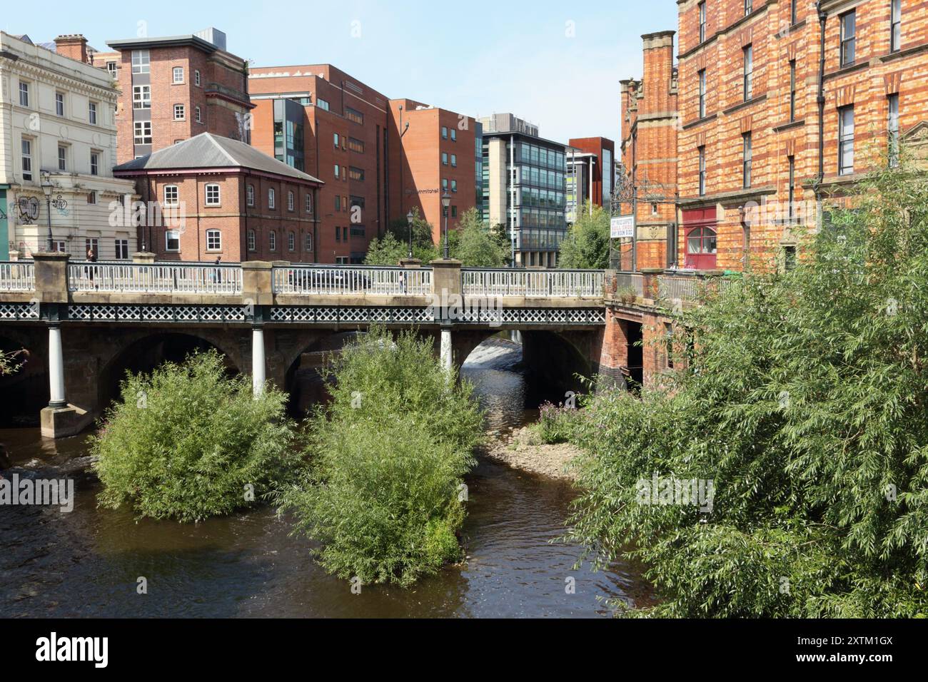 Ladys Bridge and River Don in Castlegate Sheffield England UK, city ...