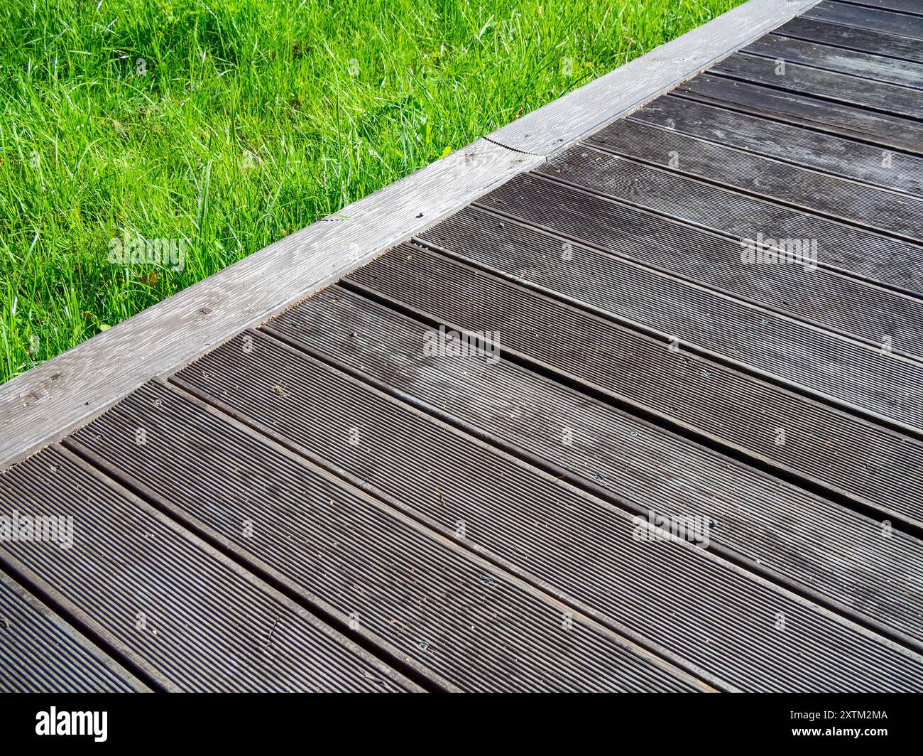 Terrace floor boards hi-res stock photography and images - Alamy