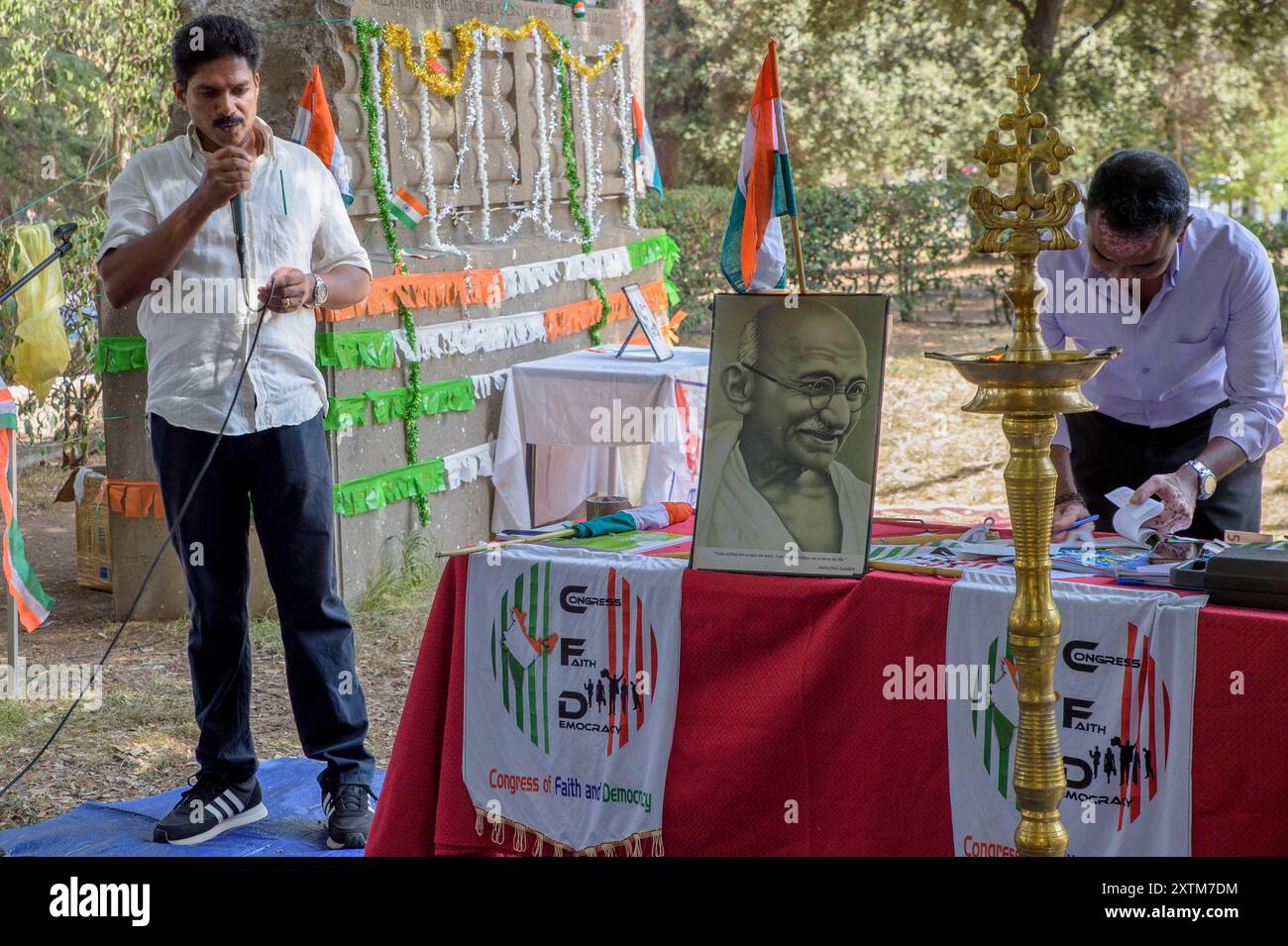 Kerala indians in rome in italy hi-res stock photography and images - Alamy