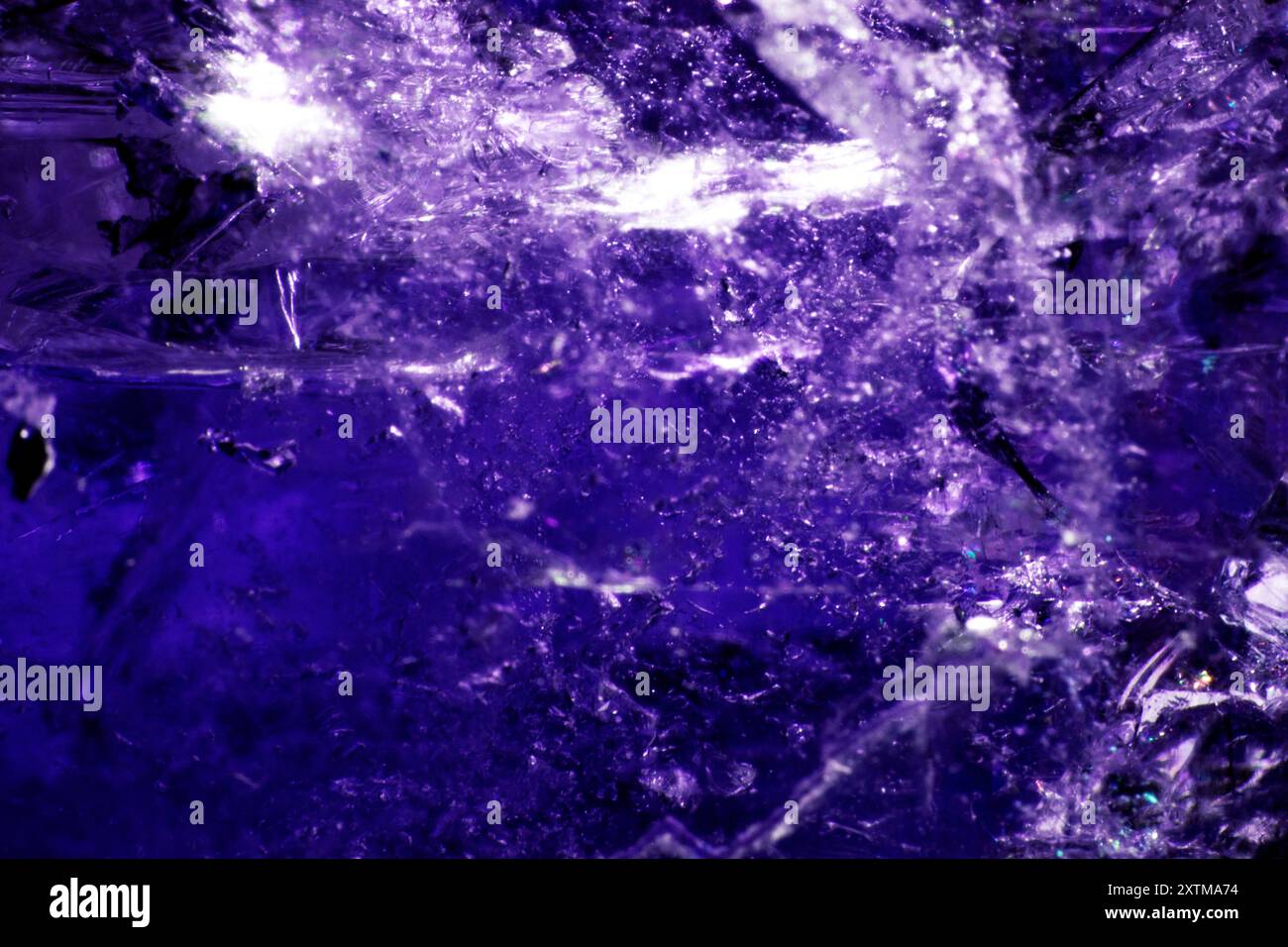 Quartz mineral inclusions in hi-res stock photography and images - Alamy