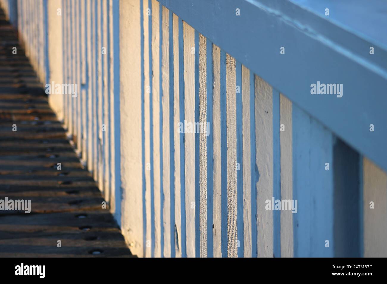 Painted bridge structure hi-res stock photography and images - Alamy
