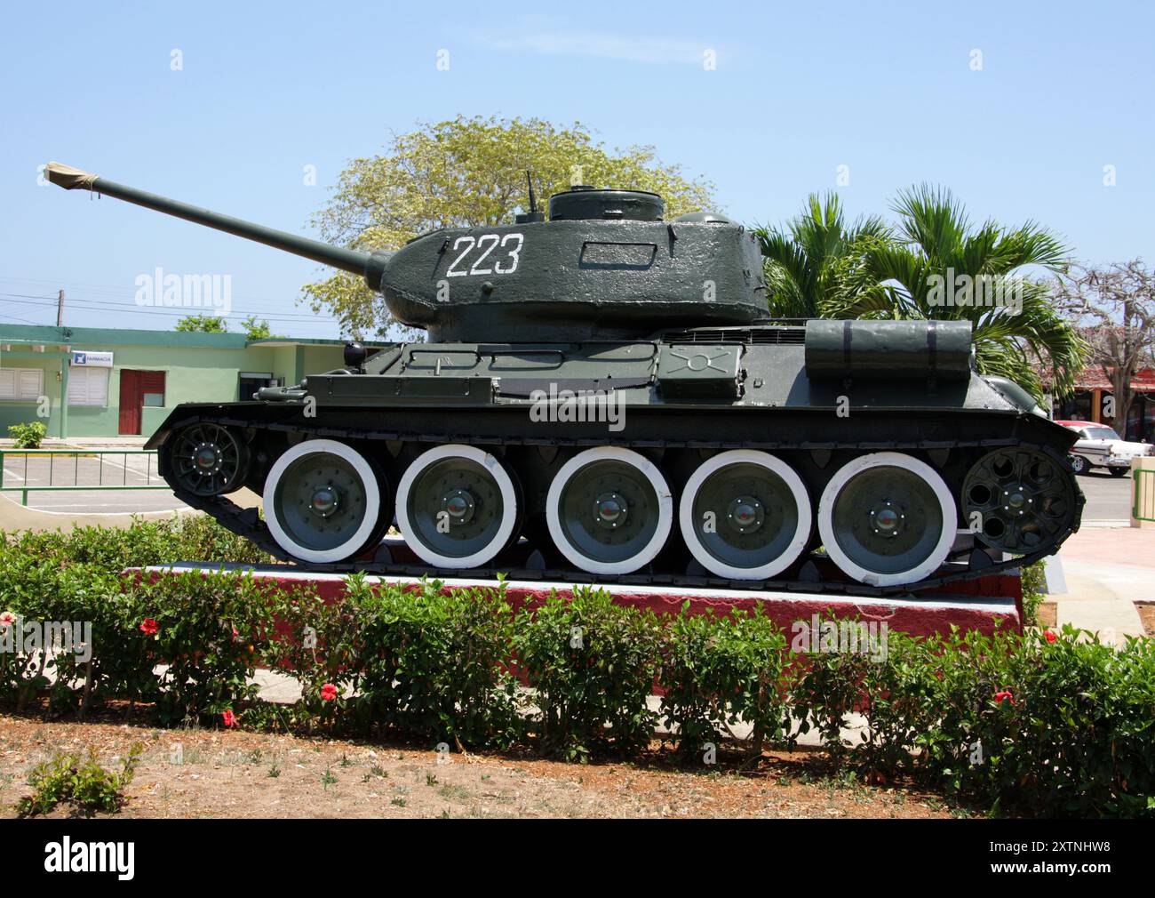 A Russian SAU-100 Tank at the Museo Giron, Cuba. Used during the 1961 ...