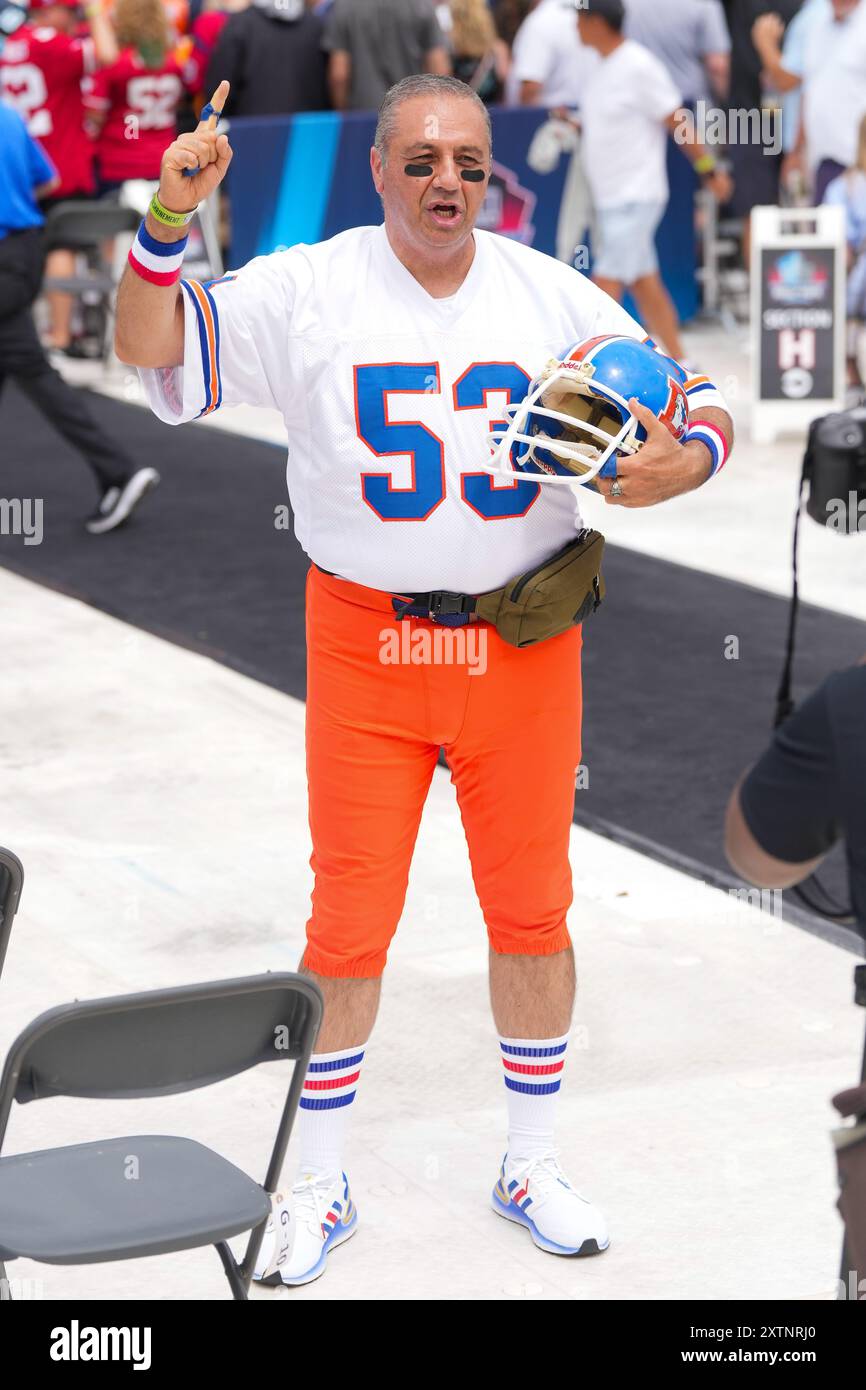 Denver Broncos fan is dressed in honor of enshrinee Randy Gradishar ...