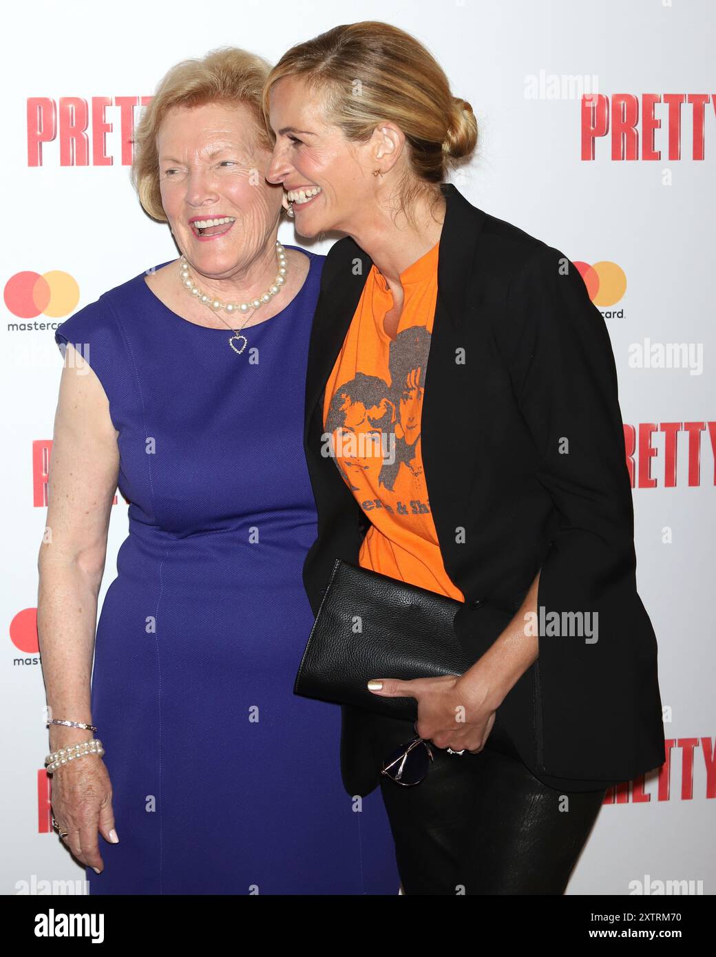 Gary marshall julia roberts hi-res stock photography and images - Alamy