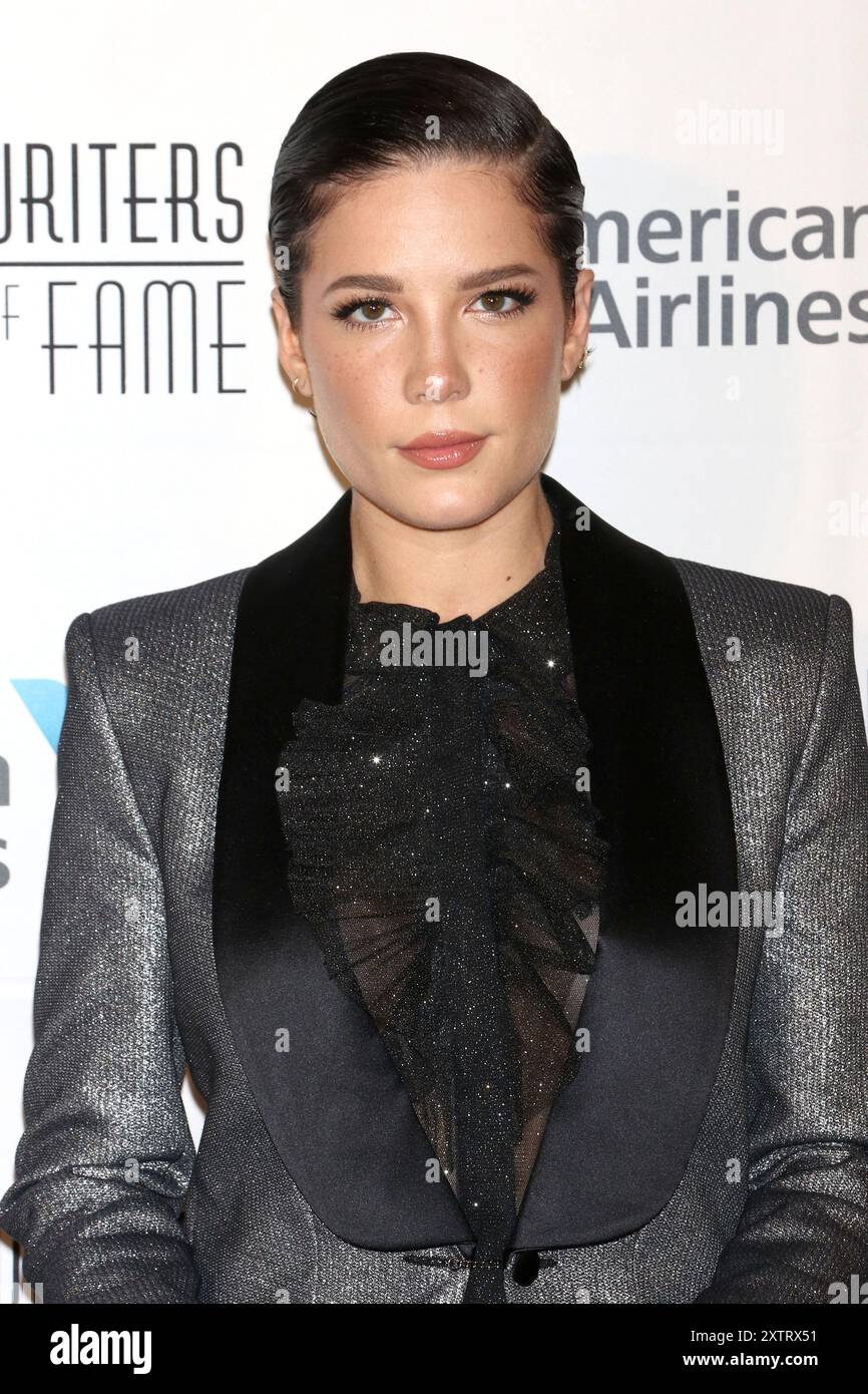 Halsey attends the 2019 Songwriters Hall of Fame at the Marriott ...