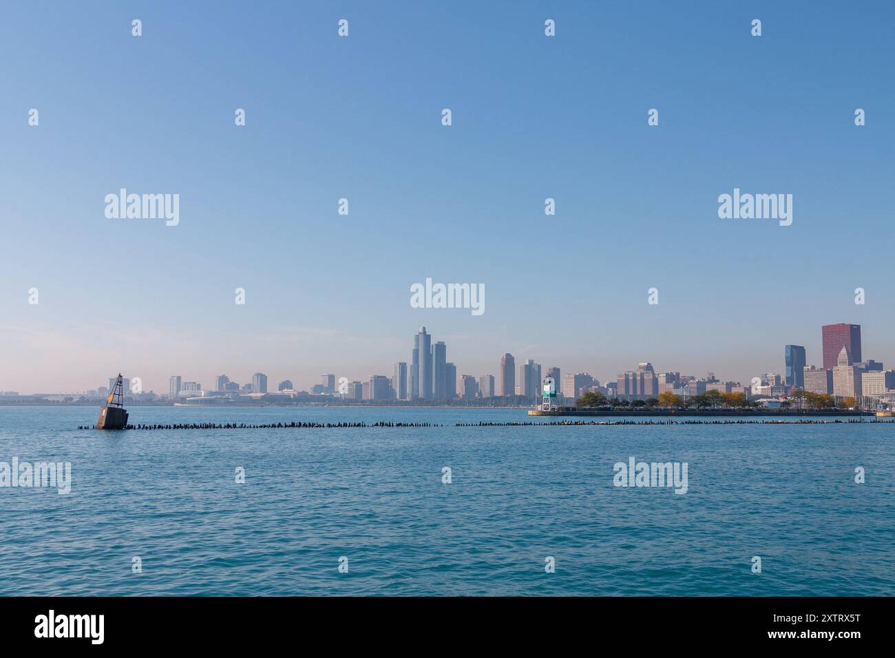 The Michigan Lake and the Modern Architecture Tower Buildings in ...