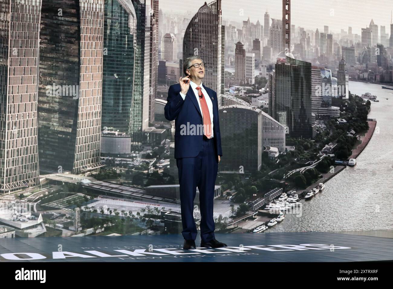 Bill Gates speaks at the Bill and Melinda Gates foundation's ...