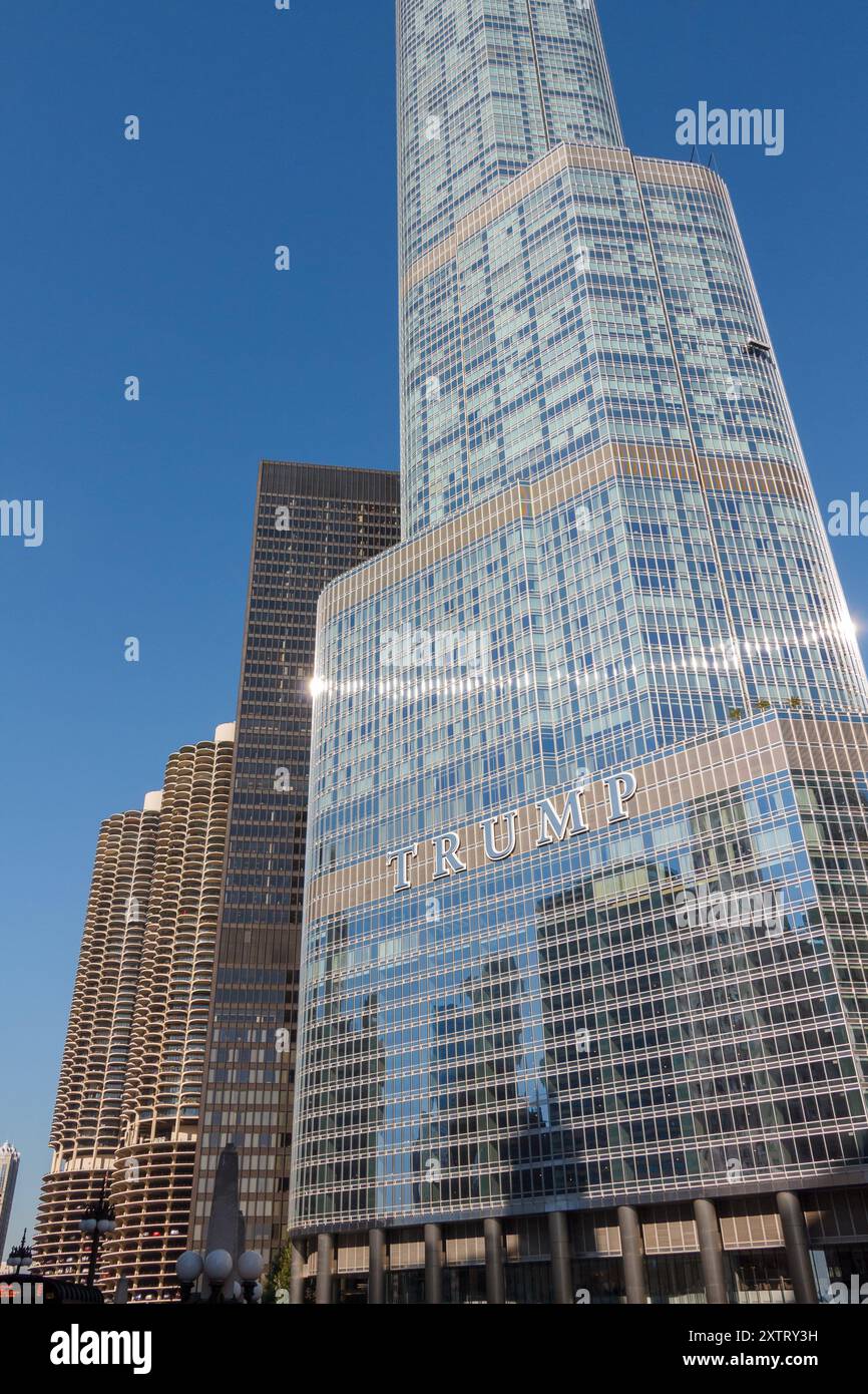 Trump Tower skyscraper, Modern Architecture Tower Building in Downtown ...