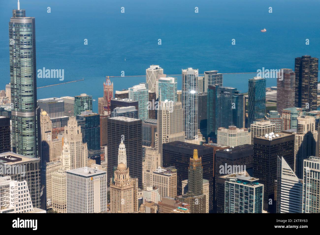 The Modern Architecture Tower Buildings in Downtown Chicago, Illinois ...