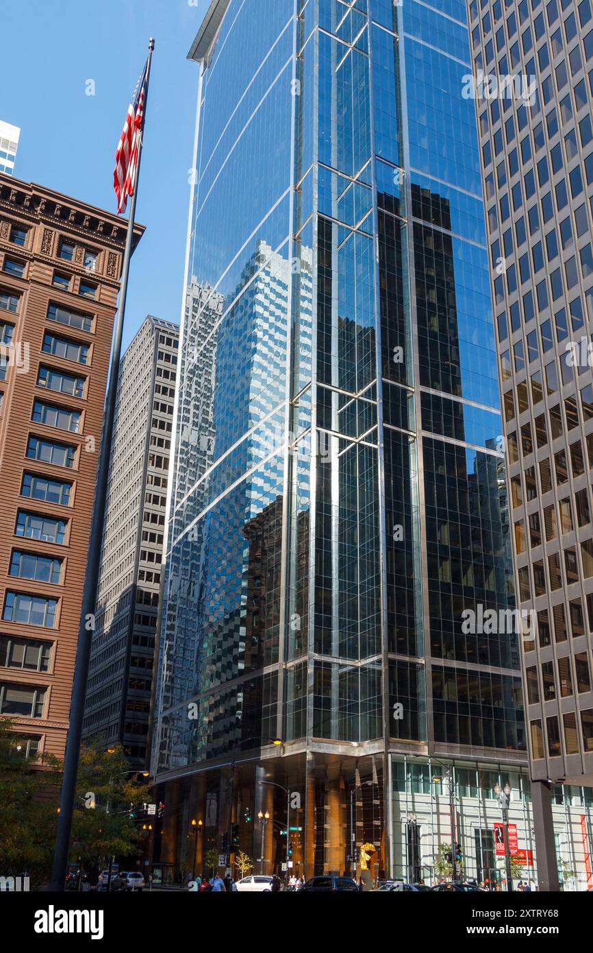 The Modern Architecture Tower Buildings in Downtown Chicago, Illinois ...