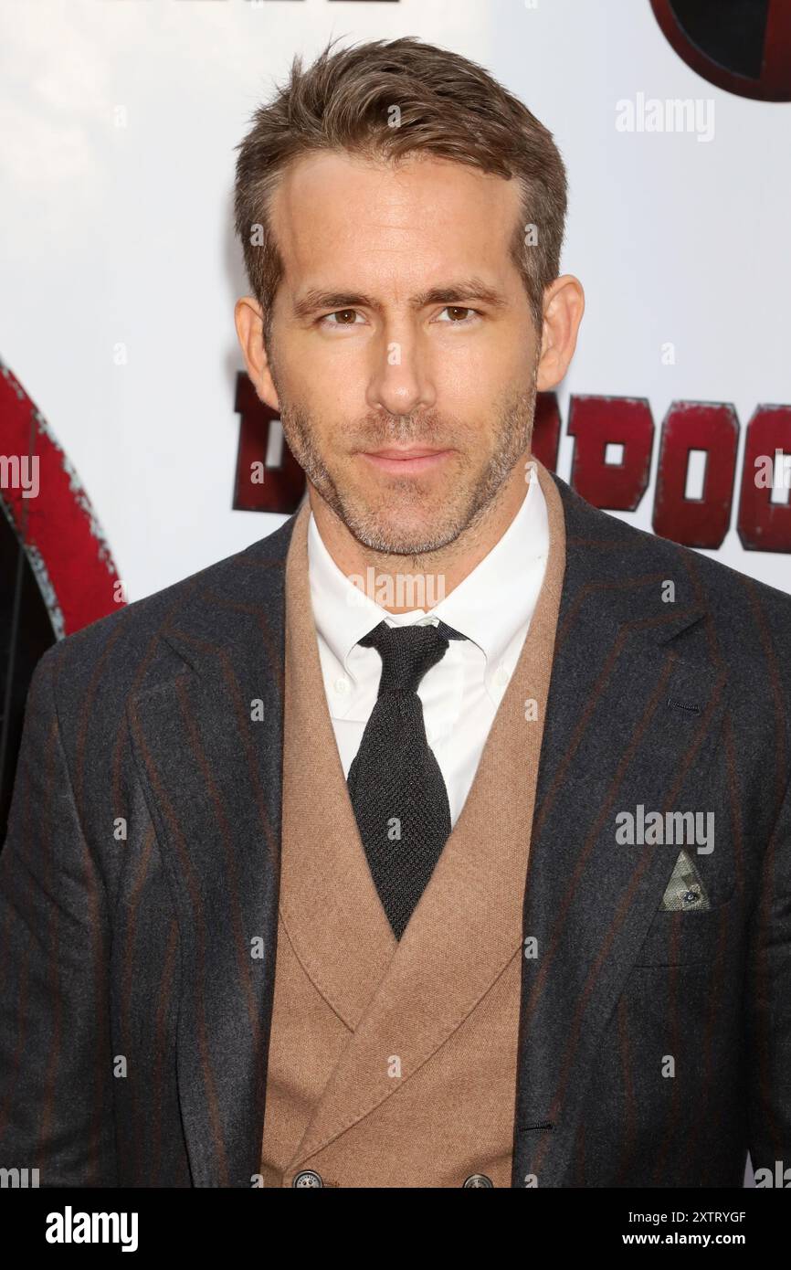 Ryan Reynolds attends a special screening of "Deadpool 2" at AMC Loews ...