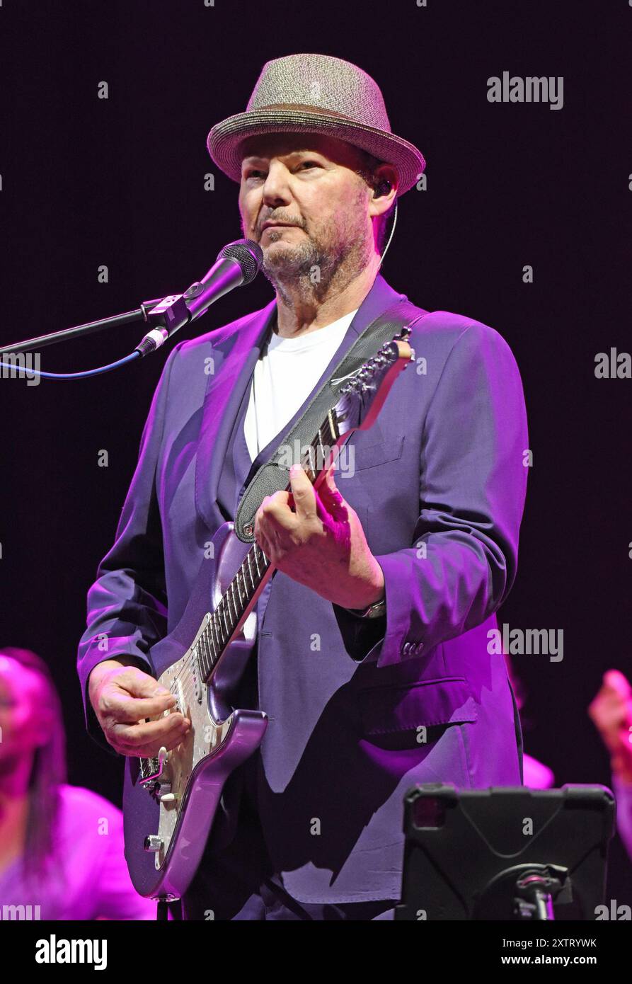 The eastern atlanta concert hi-res stock photography and images - Alamy