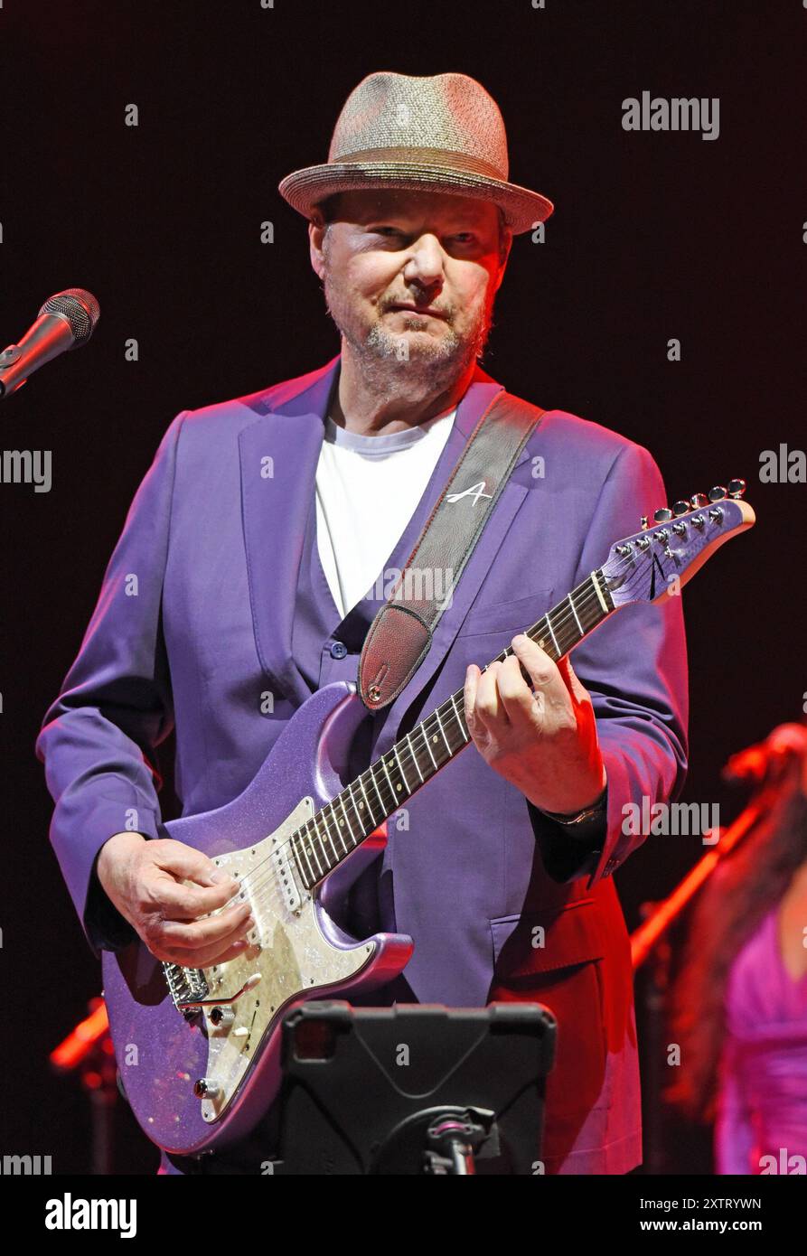 Ga. 15th Aug, 2024. Christopher Cross on stage for Christopher Cross in ...