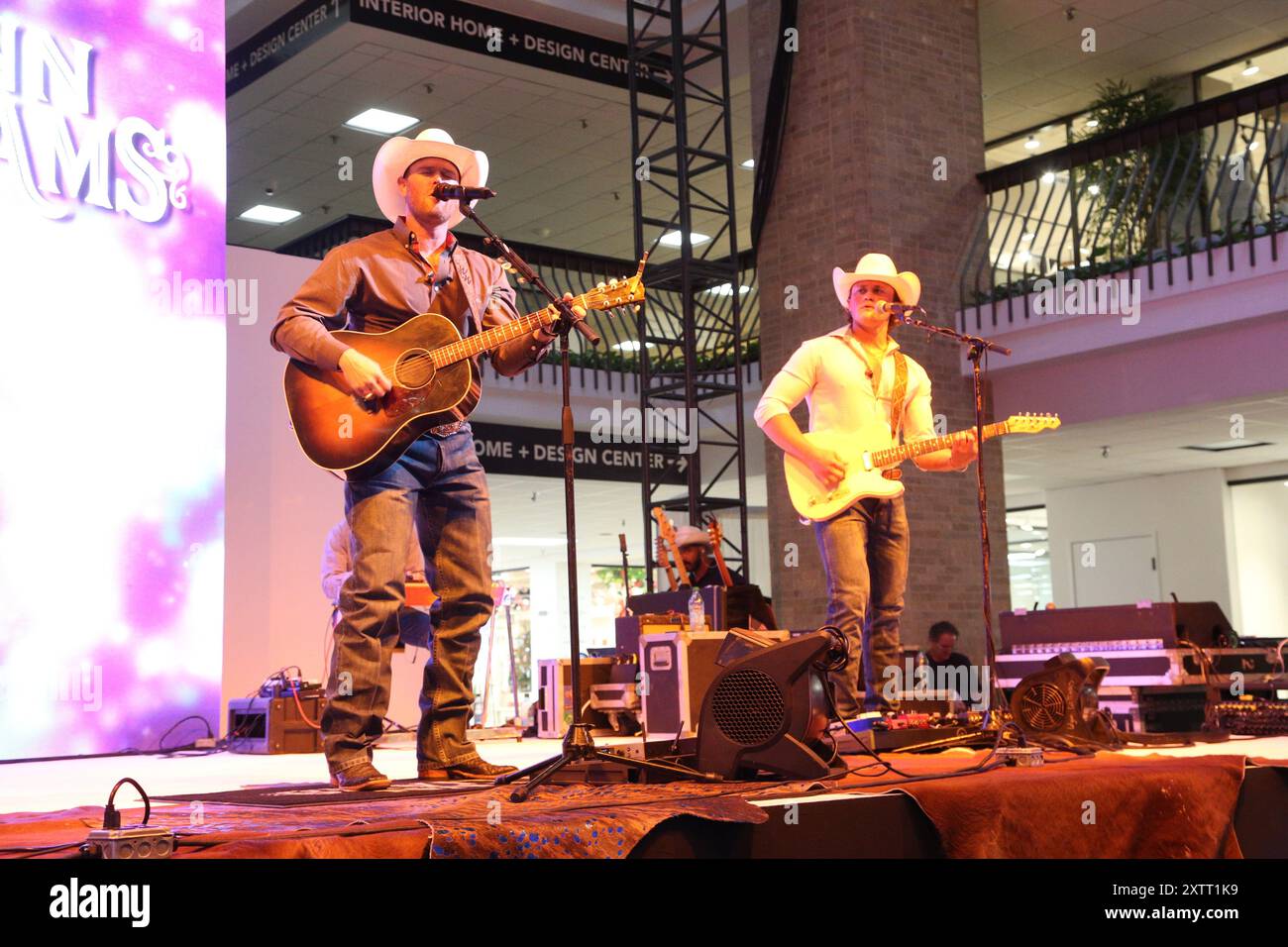 Music trade show hi-res stock photography and images - Alamy