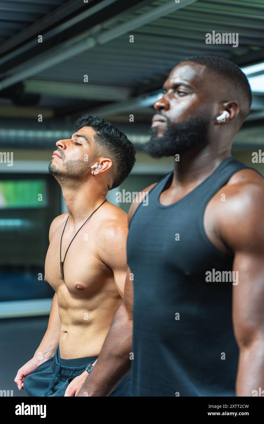 Bodycheck hi-res stock photography and images - Alamy