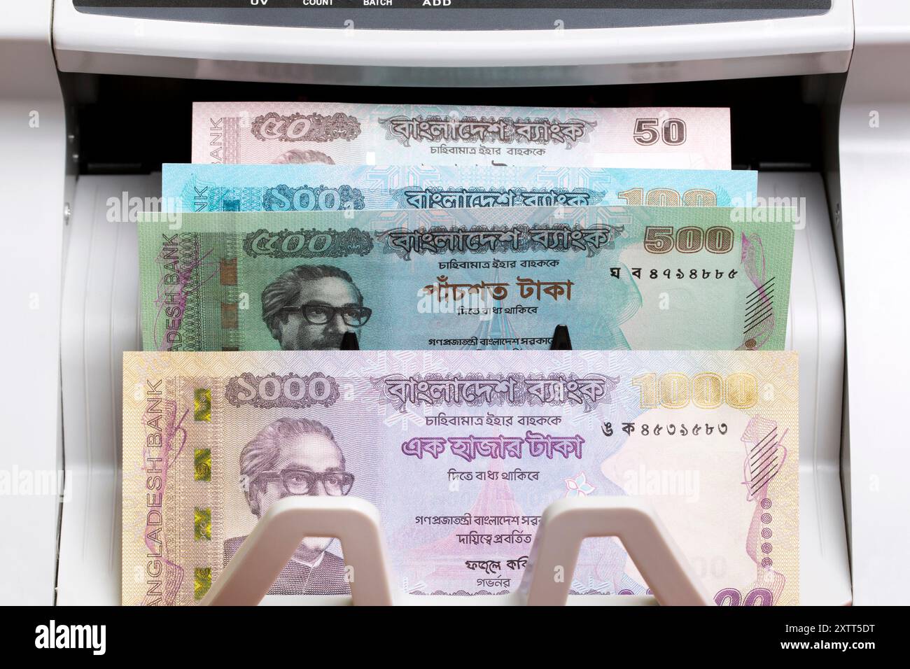 Taka bangladesh hi-res stock photography and images - Alamy