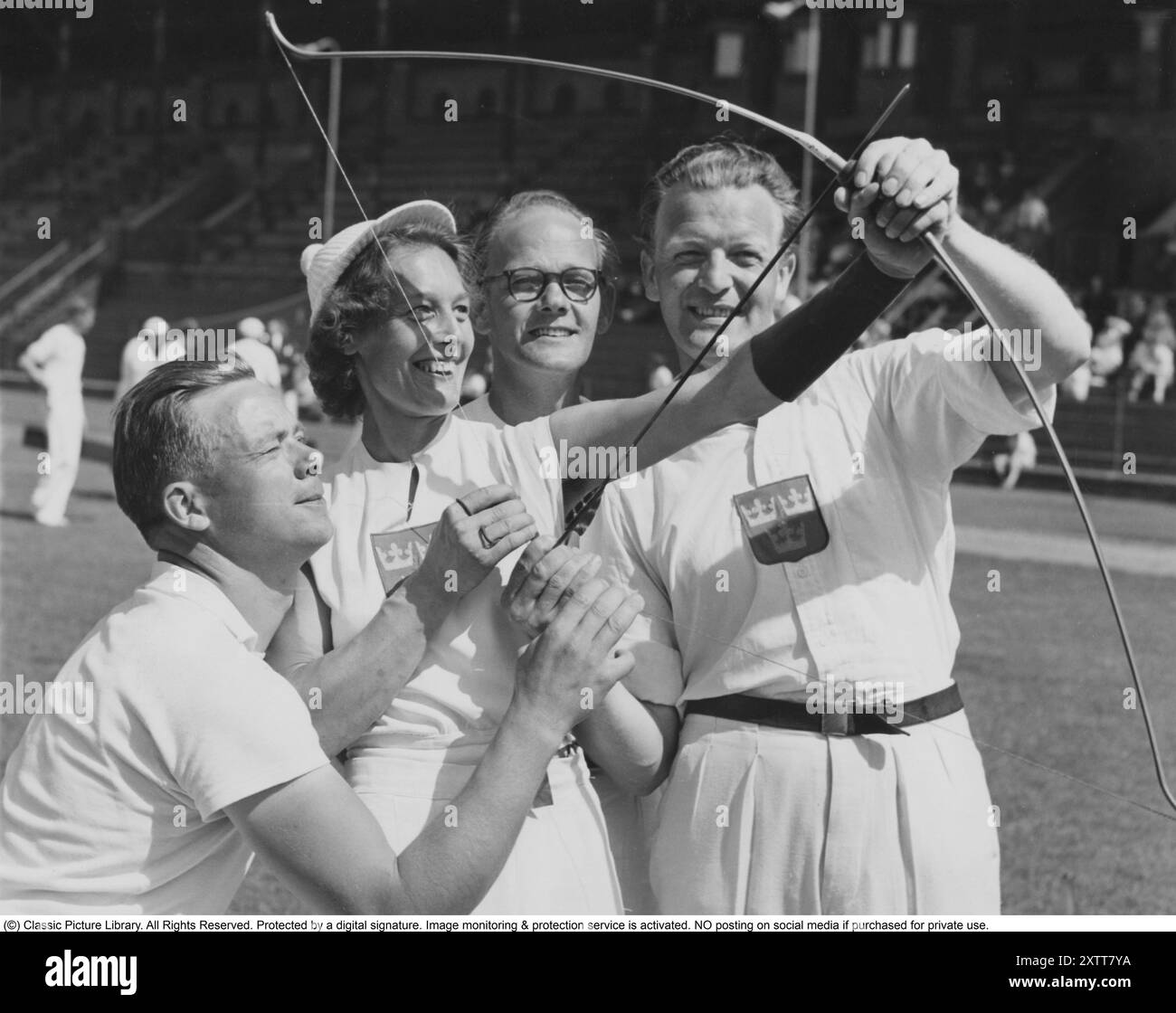 Archery 1953. The Swedish archery team Bror Lundgren, Ulla-Britt ...