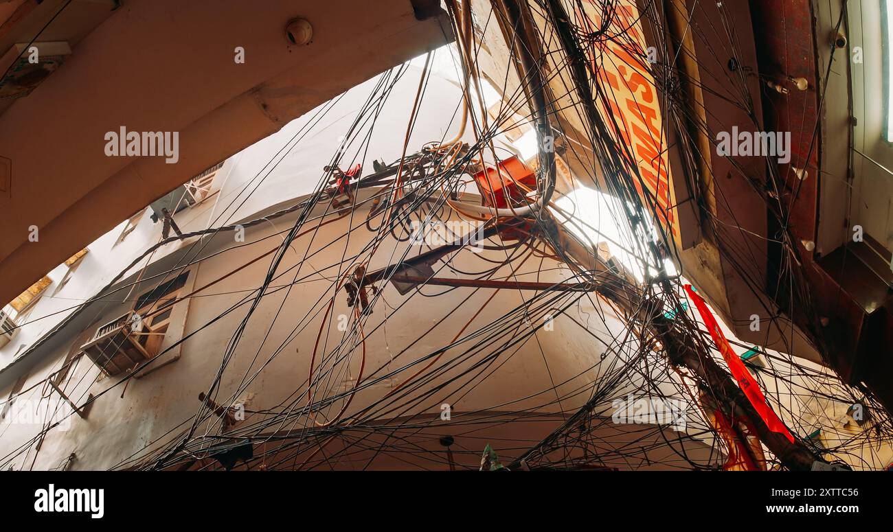 Electric cables chaos, Indian street wires. Messy electrical cables ...
