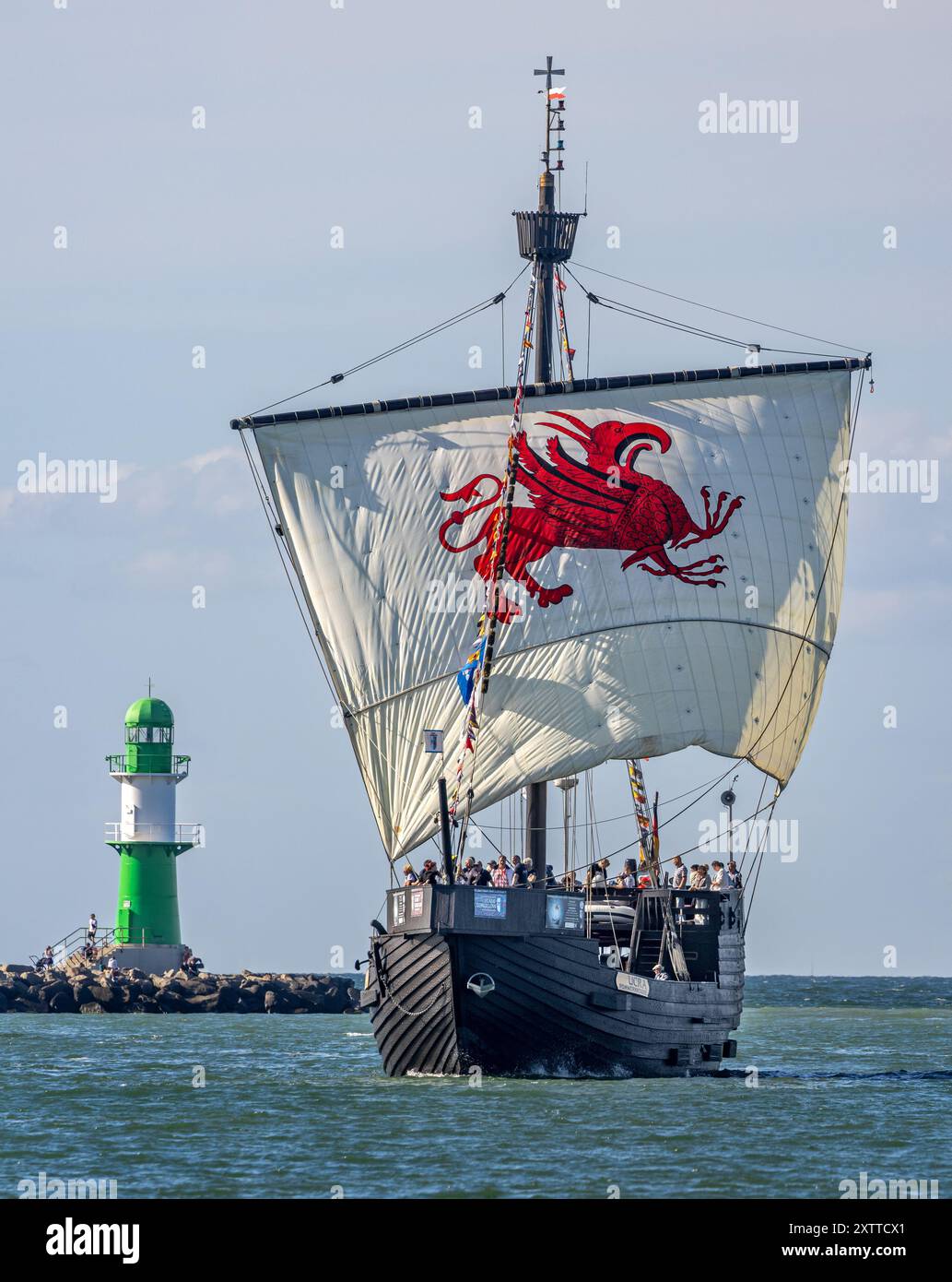 Cog ship hi-res stock photography and images - Alamy