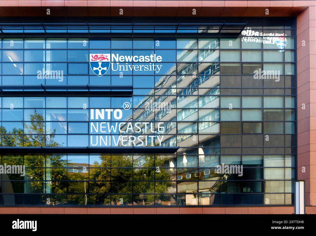Newcastle university logo hi-res stock photography and images - Alamy