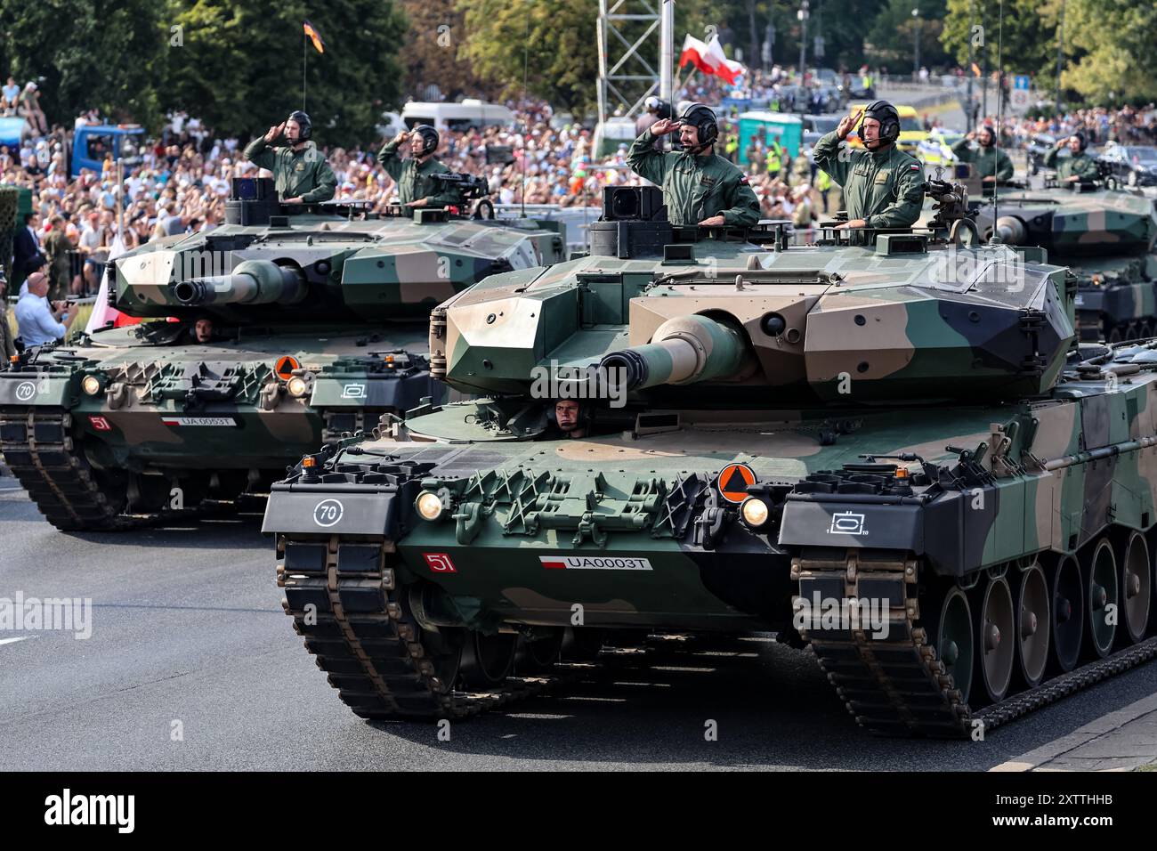 Warsaw, Poland. 15th Aug, 2024. Polish servicemen present Leopard 2PL ...